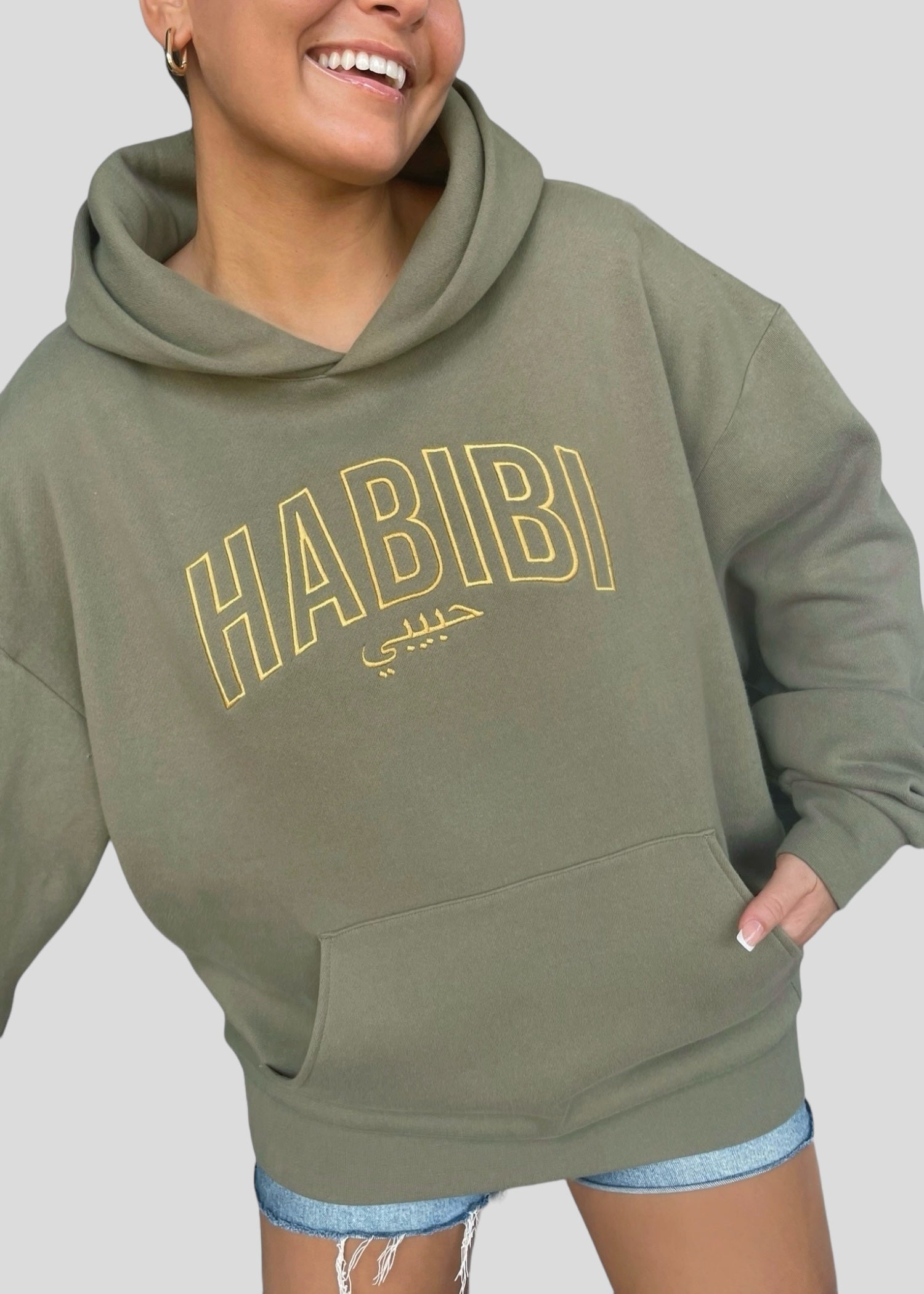 [Customizable] Embroidered Habibi Sweatshirts – MAHZUZAH